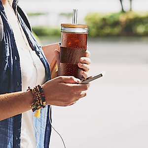 BamLue 2 Pack 24OZ Glass Cups with Lids and Metal Straws Iced Coffee Cups with Bamboo Lids, Cute Boba Cup with Non-slip Sleeve, Clear Drinking Glasses for Bubble Tea, Smoothies, Juices, Sauces