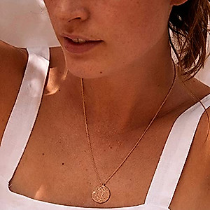 MEVECCO Gold Necklace Coin Disc Zodiac 12 Constellation Taurus Patterned Engraved Horoscope Sign Astrology Pendant 18K Gold Plated Chain Dainty Personalized Simple Jewelry