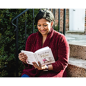 Jesus Calling for Moms, Padded Hardcover, with Full Scriptures: Devotions for Strength, Comfort, and Encouragement (A 50-Day Devotional)