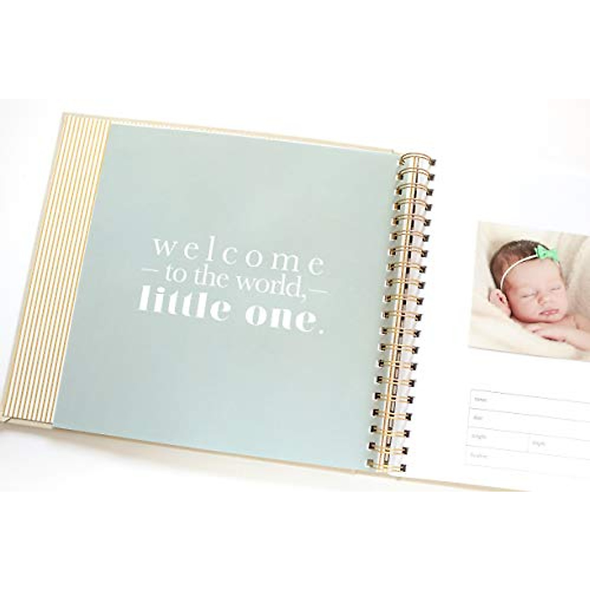 The Baby Memory Book: Beautiful Modern Baby Book and Scrapbook for Baby's First Years to Track Special Moments, Milestones and Growth from Pregnancy to First 5 Years