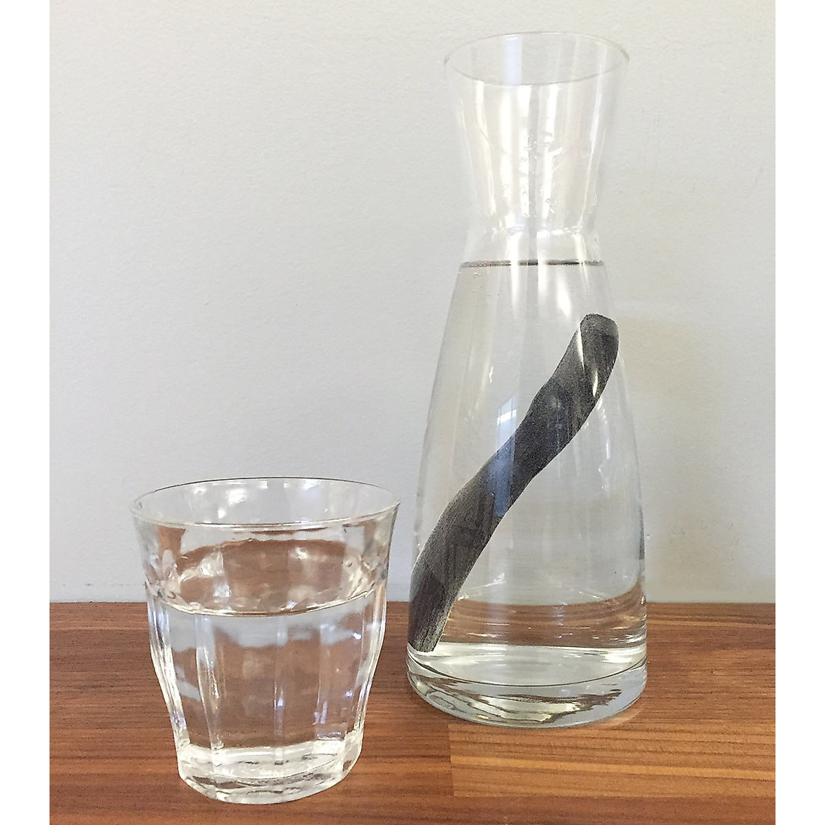 Medium TOSA Binchotan Charcoal Water Purifying Stick for Great-Tasting Water, 1 Stick - Filters up to 2 Liters of Water