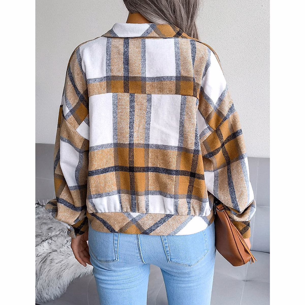 Gihuo Women' s Cropped Shacket Plaid Jacket Button Down Flannel Shirts Outerwear(Khaki-Large)