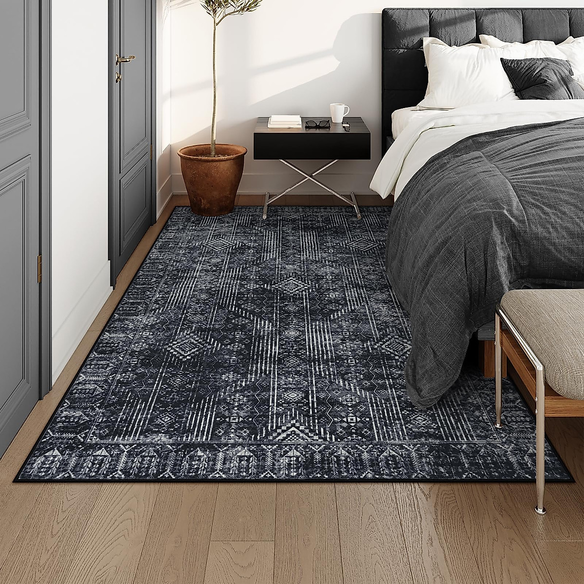 Lahome Black Abstract Rugs for Living Room 5x7, Machine Washable Morden Black Carpet Rug for Bedroom, Neutral Solid Soft Home Office Rugs for Dining Room Apartment