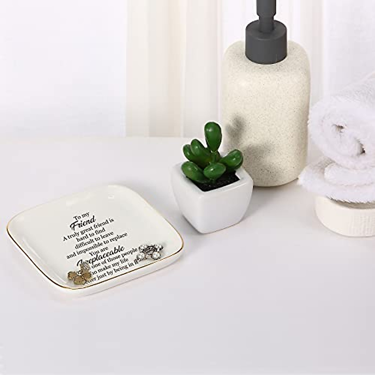 Scwhousi True Frienship Gifts for Women Female Birthday Ceramic Ring Dish Jewelry Tray-A Truely Great Friend is Hard to Find,Difficult to Leave and Impossible to Replace