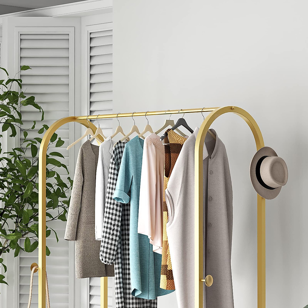 Gold Clothing Rack on Wheels Modern Display Rack with 2-tier Shelf Metal Hanging Rack Gold Clothes Rack for Boutique, Retail or Home (gold)