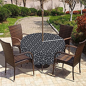 Damask Pattern round outdoor tablecloth,Round Tablecloth with Umbrella Hole and Zipper for Patio Garden,Waterproof Spill-Proof,for Camping, Picnic, Spring, Patio, Party(72" Round,Grey and White)
