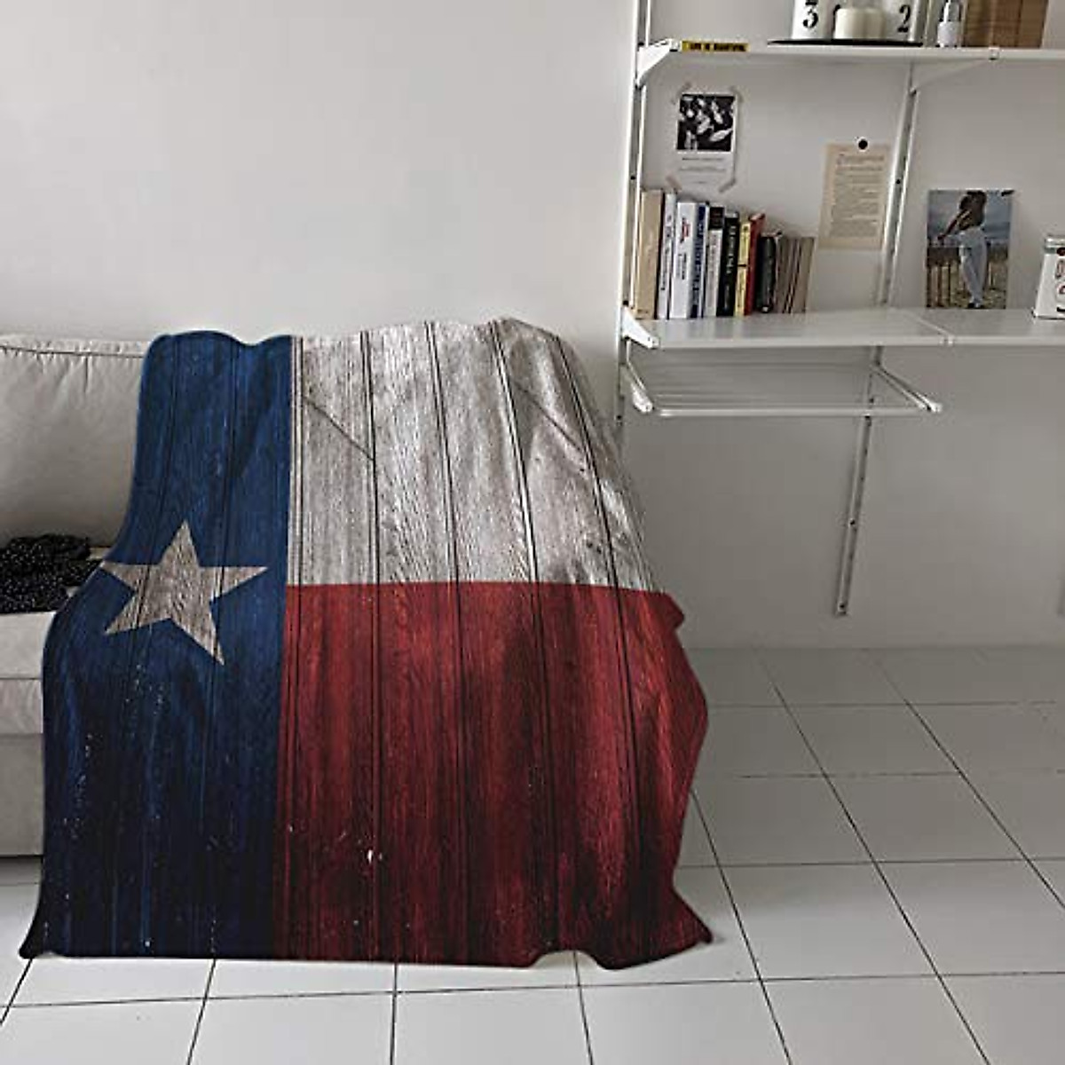 Prime-Home Durable Fleece Throw Blanket for Adults/Kids/Teens/Gifts 40'' x 50'', Western Texas Flag Painted on Rustic Wooden Board Luxury Cozy Warm Bed Sofa Couch Thermal Blankets for All Season