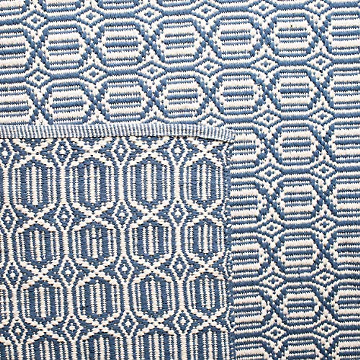 SAFAVIEH Montauk Collection Runner Rug - 2'3" x 6', Ivory & Navy, Handmade Flat Weave Boho Farmhouse Cotton, Ideal for High Traffic Areas in Living Room, Bedroom (MTK333B)