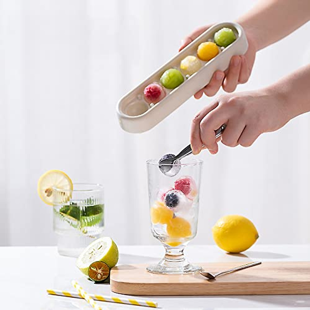 Round Ice Mould Ice Ball Maker Mold Ice Cube Maker Ice Cube Tray PP Forms Food Grade Moulds Kitchen Tools DIY Ice Cream Molds, 2PCS(Color:Yellow)