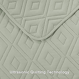 COZYART Quilt Set Queen Size Sage Green Lightweight Bedspread with Pillow Shams Soft Coverlet Bedding Sets for All Season,Dimond,3 Pieces,1 Quilt 2 Pillow Shams