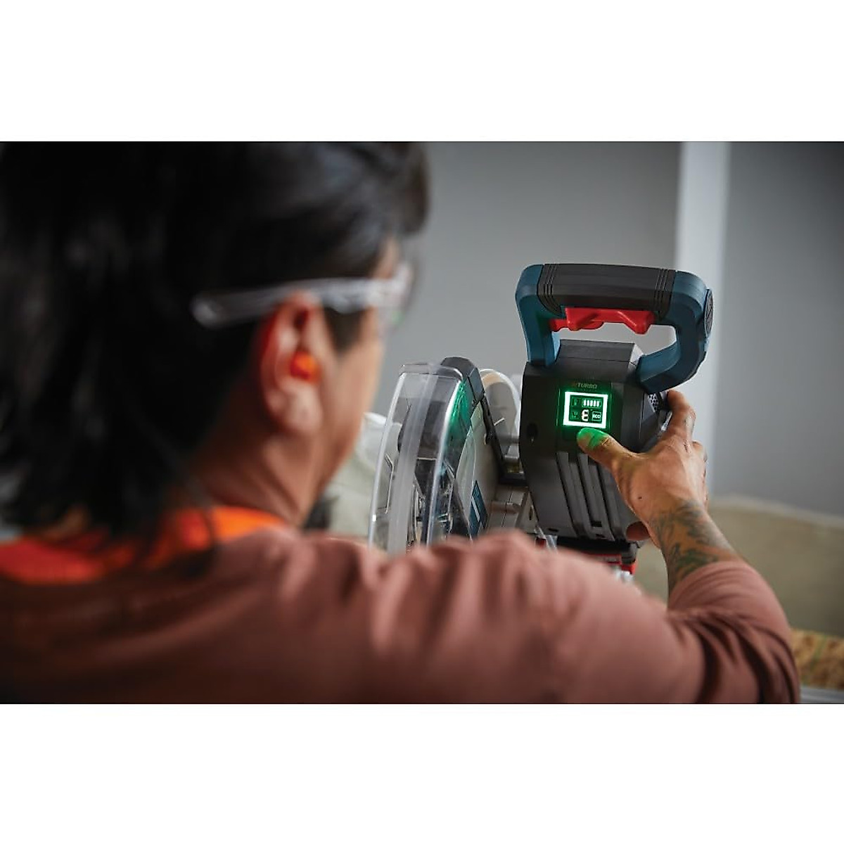 BOSCH GCM18V-12GDCN14 PROFACTOR™ 18V 12 In. Dual-Bevel Glide Miter Saw Kit with (1) CORE18V® 8 Ah High Power Battery