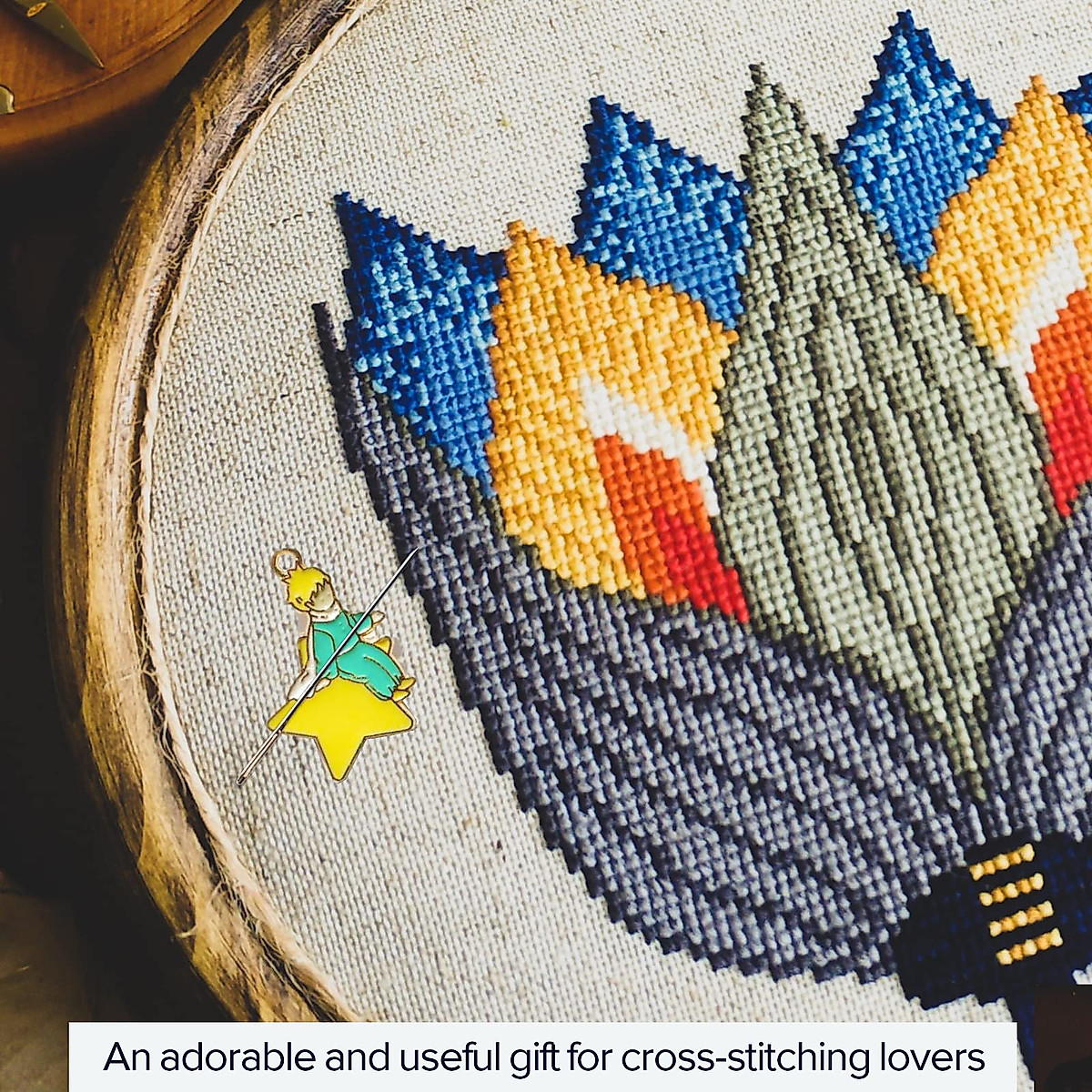 4pcs Needle Minder for Cross Stitch,Sewing Magnetic Needle Keeper,Cute Little Prince Cartoon Enamel Pin,Needle Holder for Embroidery,Needlework Storage Accessory,Gift for Cross Stitch Lover(18-Needle）