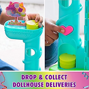 Gabby’s Dollhouse, Cakey’s Fruit Smoothie Balcony Playset, 8-Pcs with Toy Figures, Dollhouse Accessories & Sensory Play, Kids Toys for Girls & Boys 3+