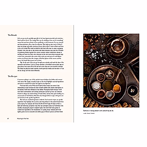 Living Ayurveda: Nourishing Body and Mind through Seasonal Recipes, Rituals, and Yoga