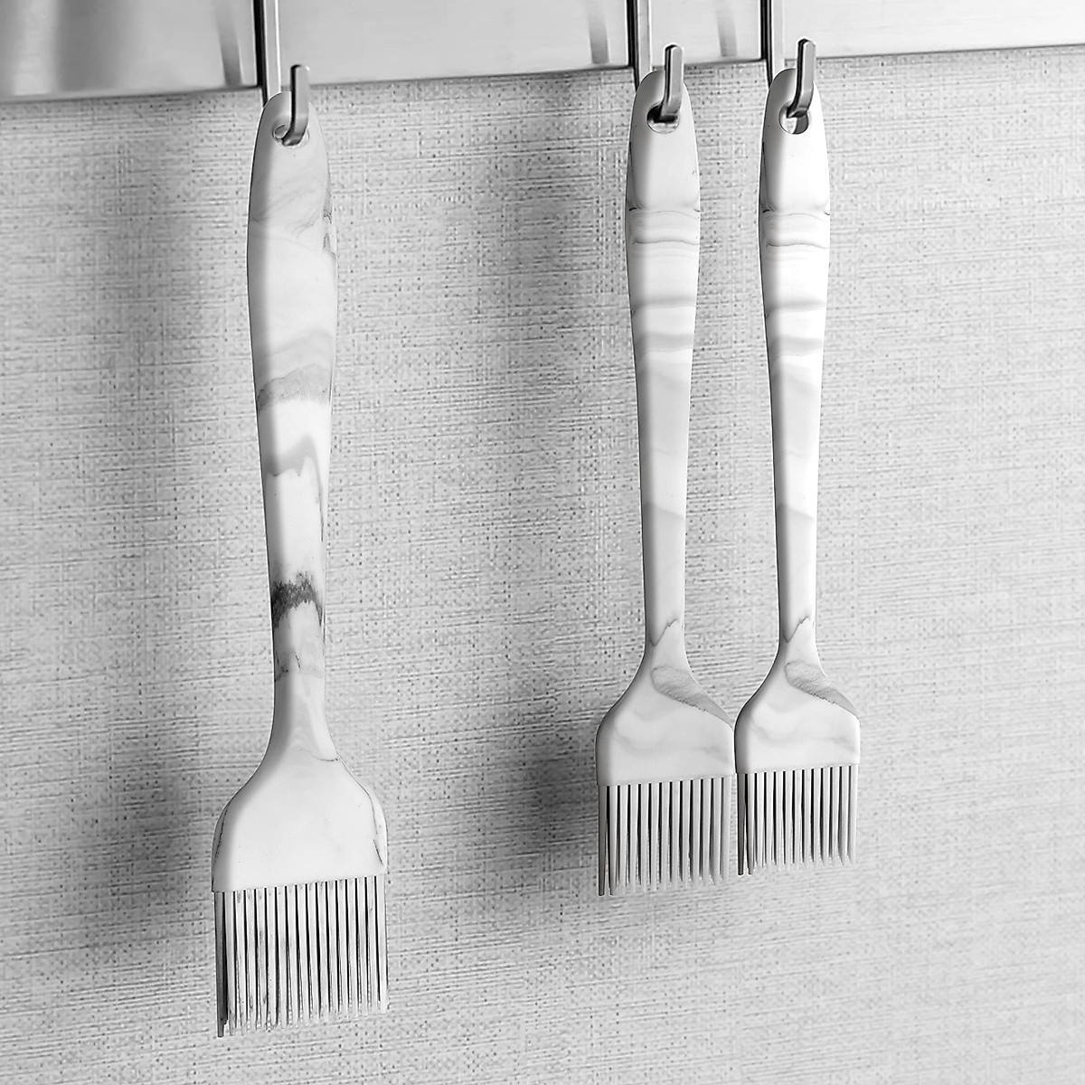 FIVETAS 1.38"x7.87"Heat Resistant Food Grade Silicone Pastry brush and Basting Brush for Cooking,BBQ,Meat,Desserts.Kitchen Brush for Sauce Butter oil.Stainless Steel Core Handle.BPA Free. Marbling.