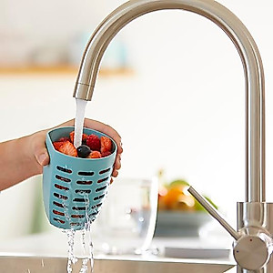 MEPAL, Fruit and Veggie Snack Pot with Airtight Lid, Colander and Fork, Portable, BPA Free, Nordic White, Holds 600ml|20oz, 1 Count