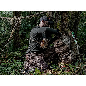 Alaska Guide Creations Hybrid with MAX Pocket | Compact Utility Bag with Mesh Side Pockets | Binocular Harness for Comfort and Quick Access (Realtree Edge)