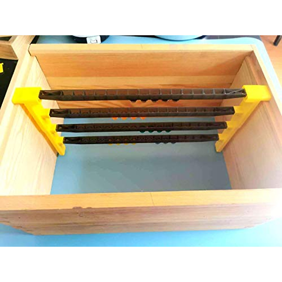 JZBZ Beekeeping Queen Cell Cup Holder Frame Bar and Mounted Queen Cell Cups (2 pcs Sides and 4 pcs Cell Cup Holder Bars Plus 65 pcs Cell Cups)