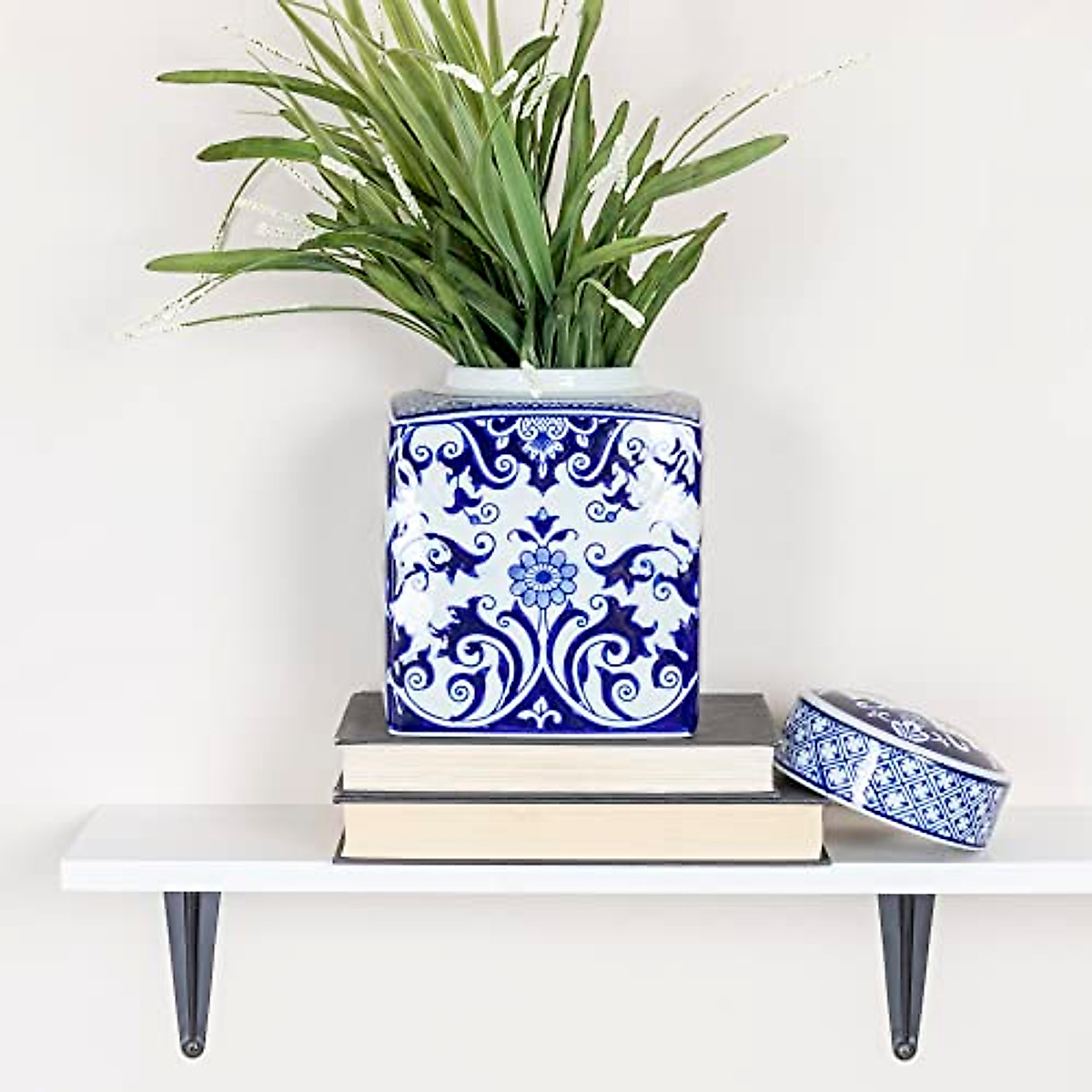 Creative Co-Op Decorative Stoneware, Blue and White Ginger Jar, Floral Pattern