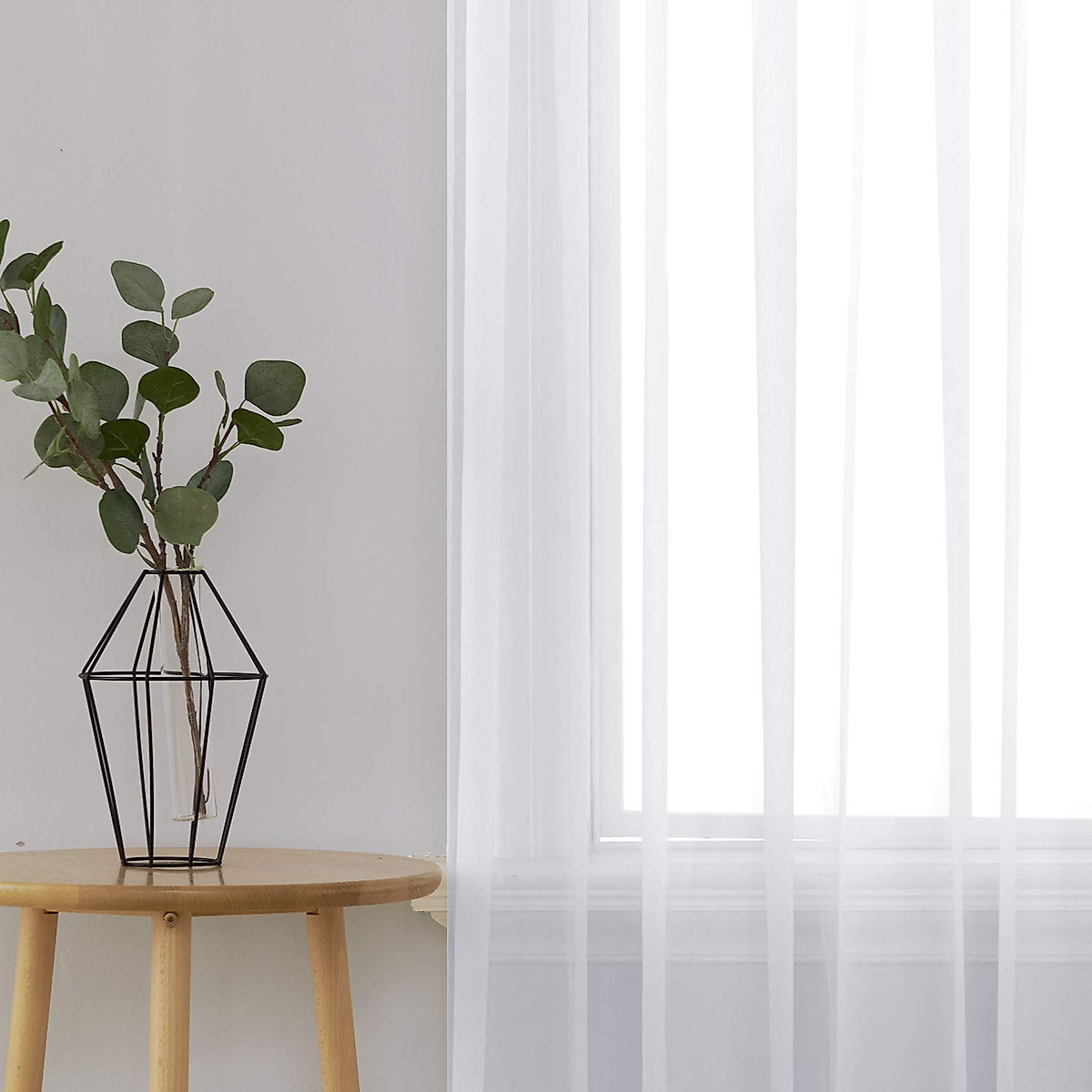 Deconovo White Sheer Curtains 45 Inch Length Rod Pocket Voile Drape Curtains for Living Room 2 Panels 52x45 Inch