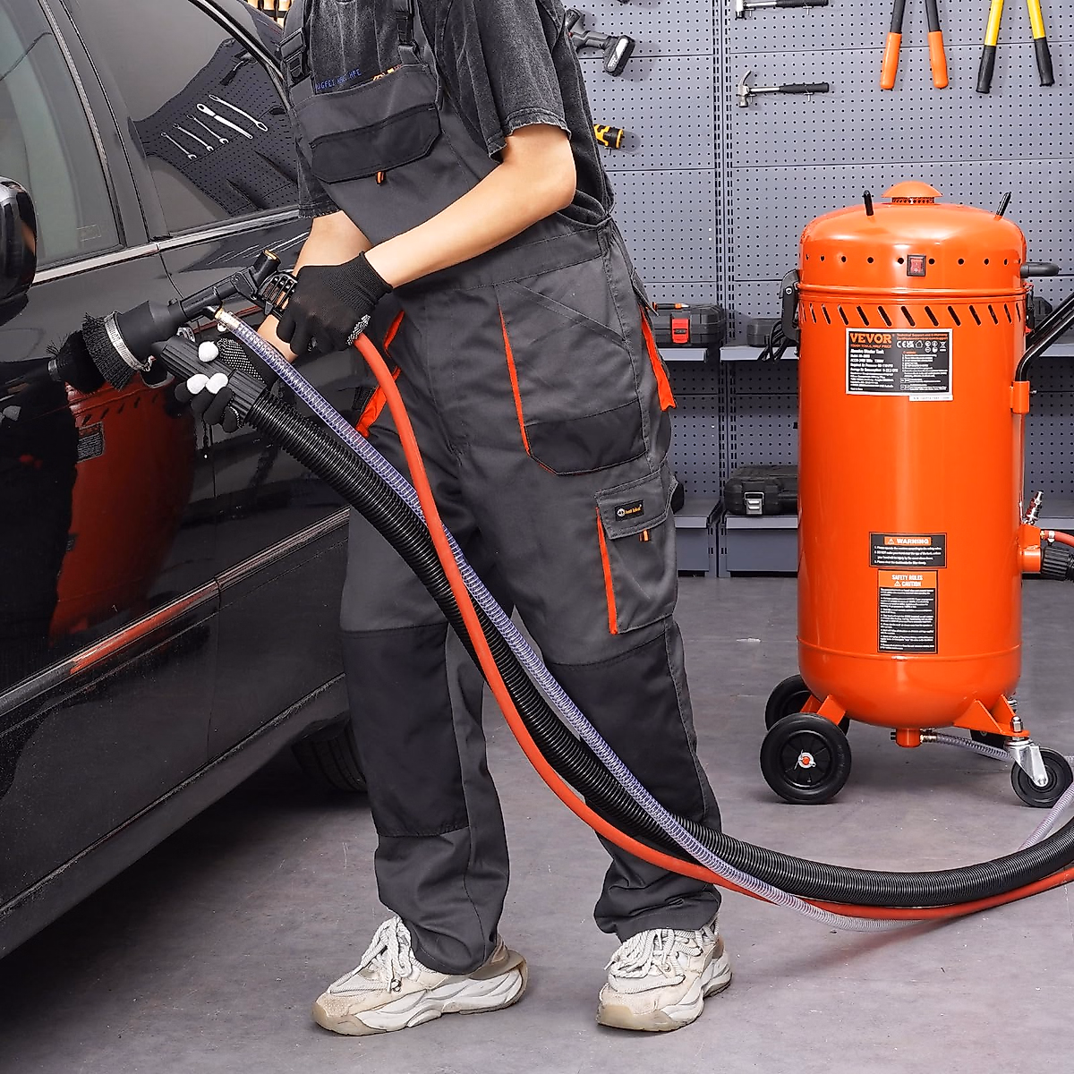 VEVOR 28 Gallon Vacuum Sand Blaster, Dustless Sandblaster with Built-in 1200W Vacuum System for Dust Control and Abrasive Recycle, 60-110 PSI Heavy Duty Dustless Blasting Machine