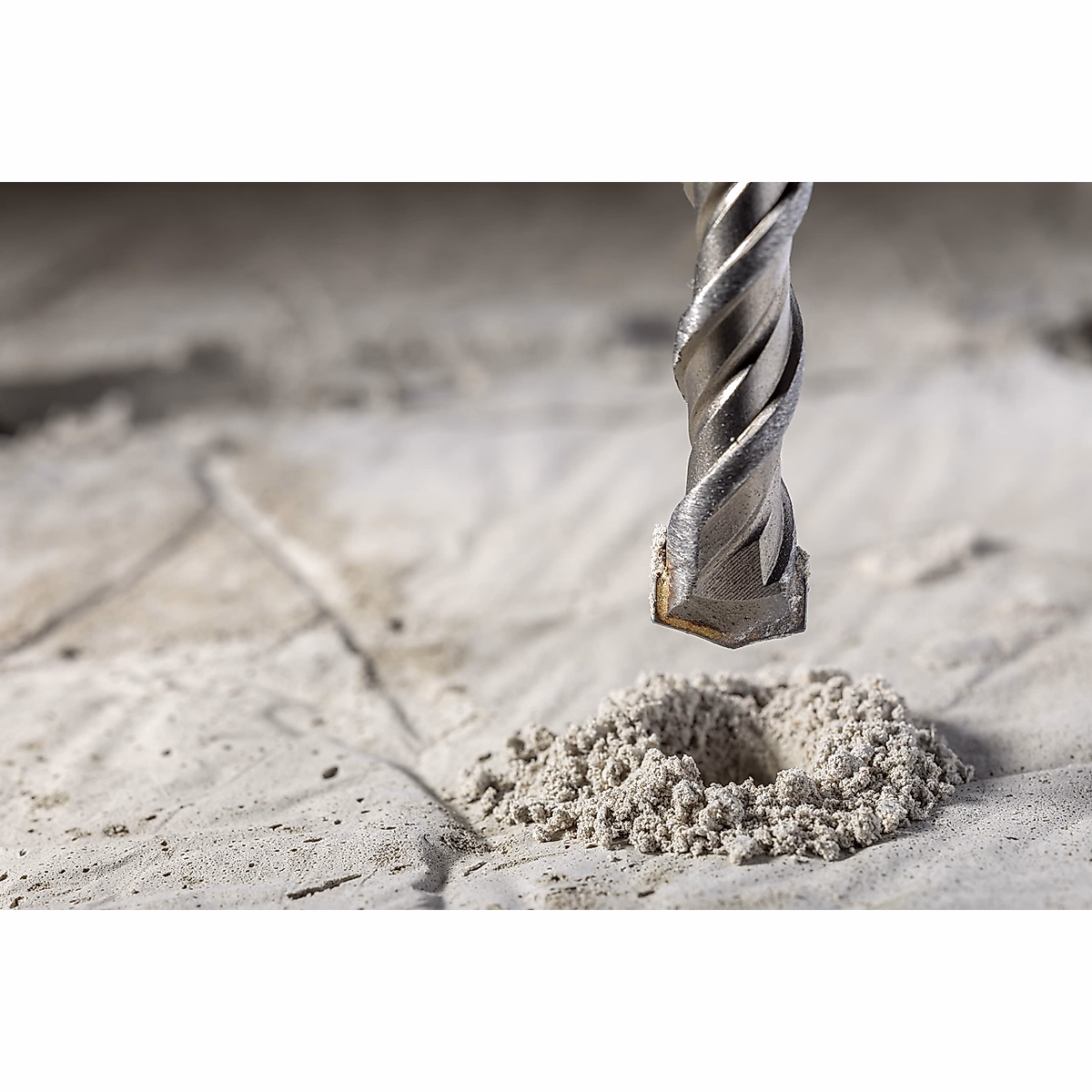 Sabre Tools 1-1/8 Inch x 18 Inch SDS Plus Rotary Hammer Drill Bit, Carbide Tipped for Brick, Stone, and Concrete (1-1/8" x 16" x 18")