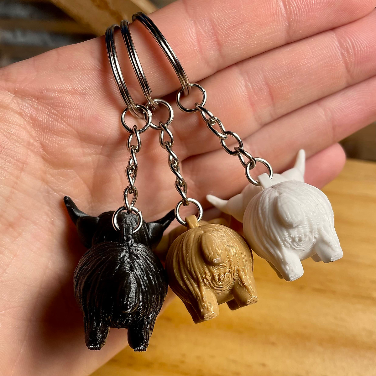 Sands3D Highland Cow Keychain, Cow Print Car Accessories, Cow Print Keychain, Cow Accessories, Cow Car Accessories, Highland Cow Decor, Cow Gifts, Highland Cow gifts, Cow Print Stuff, Cute Keychains