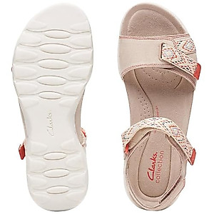 Clarks Women's Amanda Sprint Flat Sandal, Sand Suede, 7