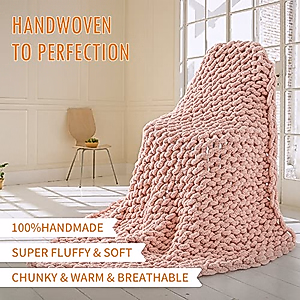 QQP Chunky Knit Throw Blanket,Hand Made with Jumbo Chenille Yarn Crochet Blanket,Super Cozy and Soft Chunky Knitted Throw Blanket for Sleep＆Home Decor.（40x40In Dusty Pink）