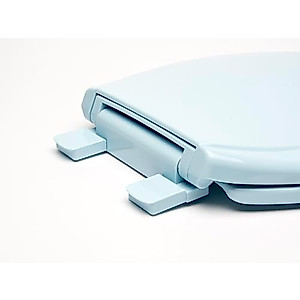 Bath Décor 2Q1R6-40 Deluxe Slow Close Plastic Toilet Seat with Vari-Adjust Lok-Down R'N'C Hinge and Quik-Lok Mounting Hardware, Round, Dresden Blue