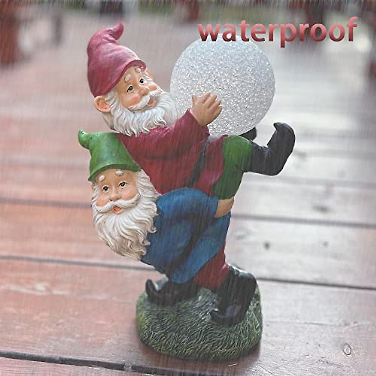 Raywer Solar Powered 2 Gnomes Playing with Ball , Decorated Solar Light, Garden Decorations Statues , Garden Light Decor for Lawn Ornaments, Resin Garden Figurines (2 Gnomes with a Glass Ball)