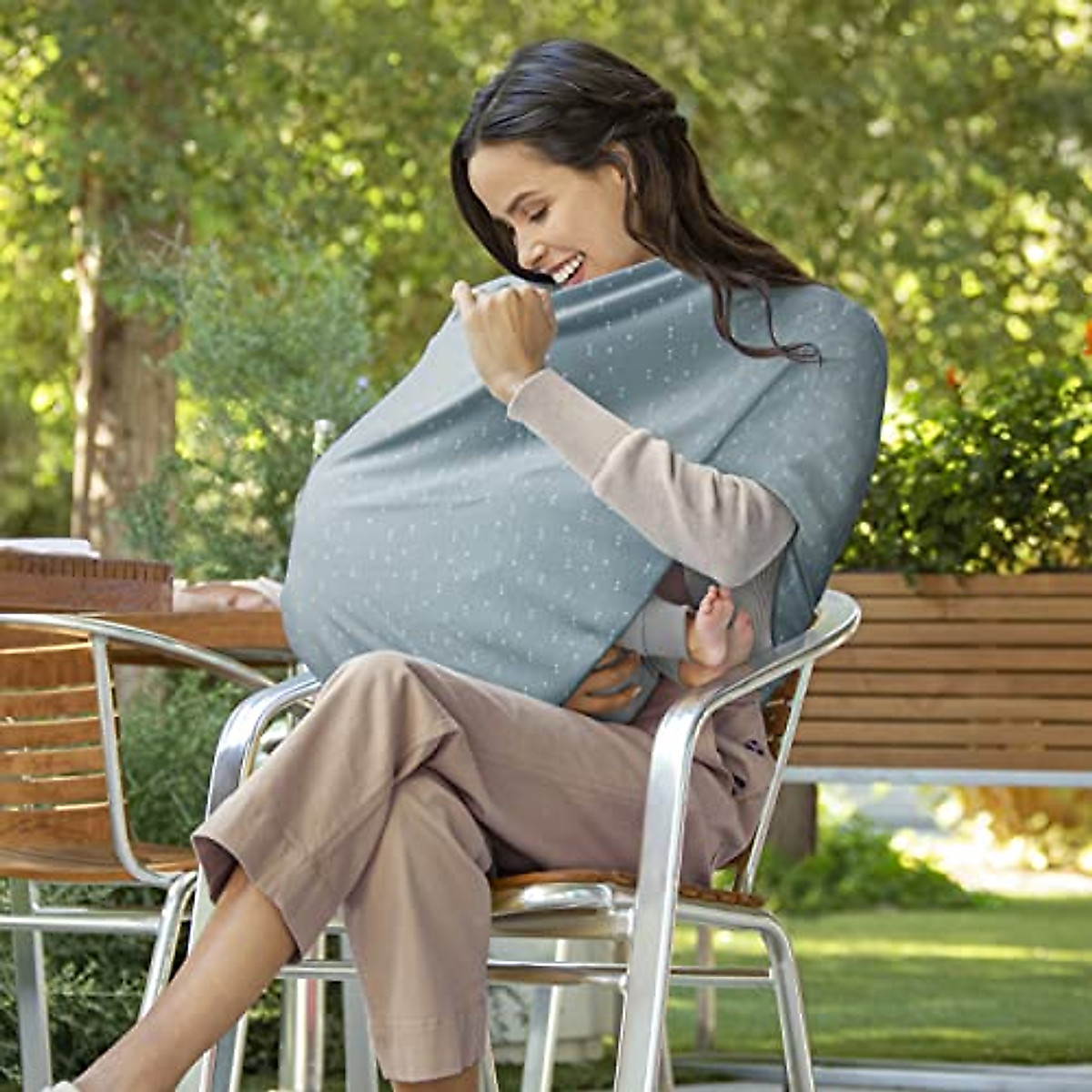 Munchkin® Milkmakers® 5-in-1 Nursing Cover, Hipsteria Dots