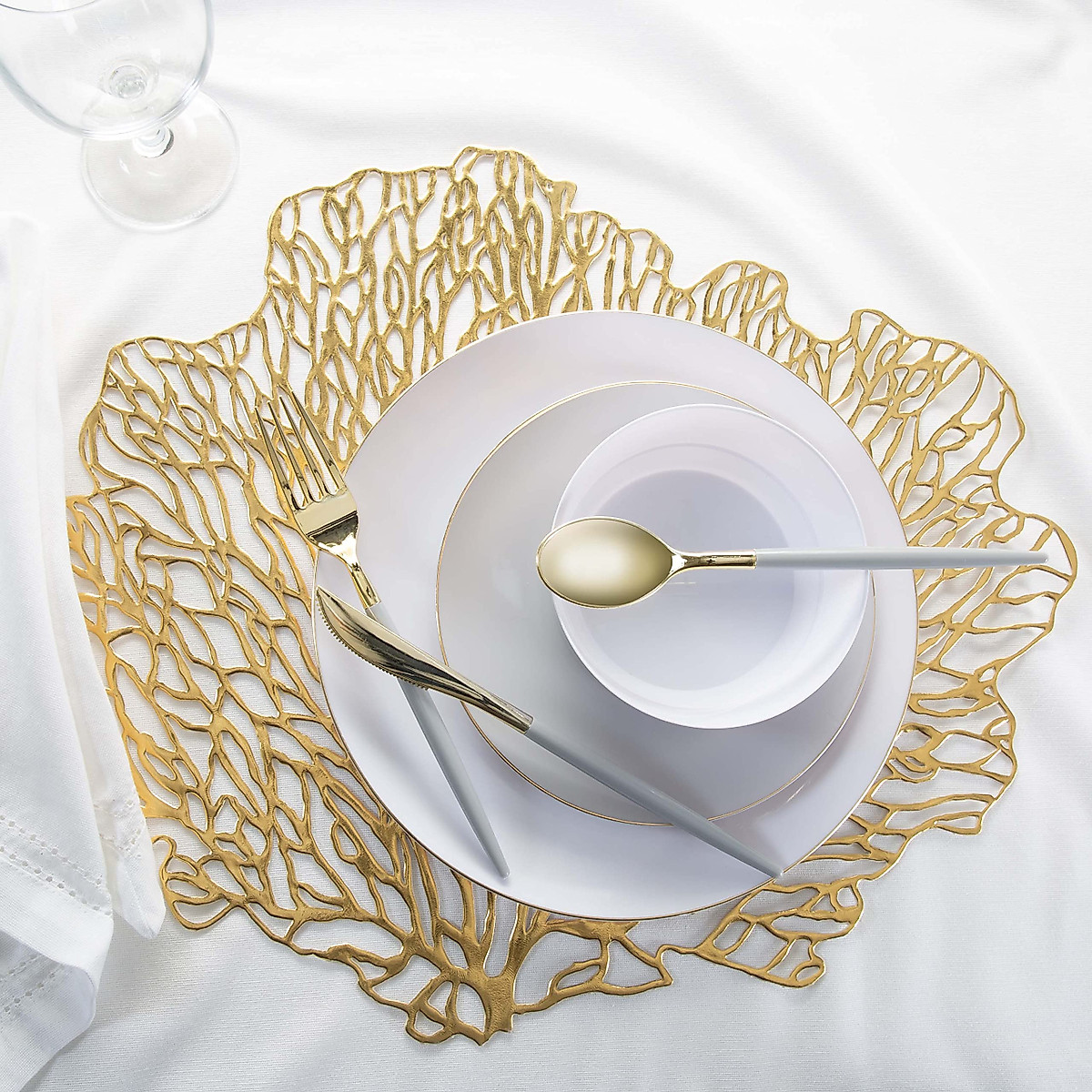 Home Details 4 Pack Coral Shape Placemat, Kitchen, Dinning Room, Place Setting, Décor, Gold