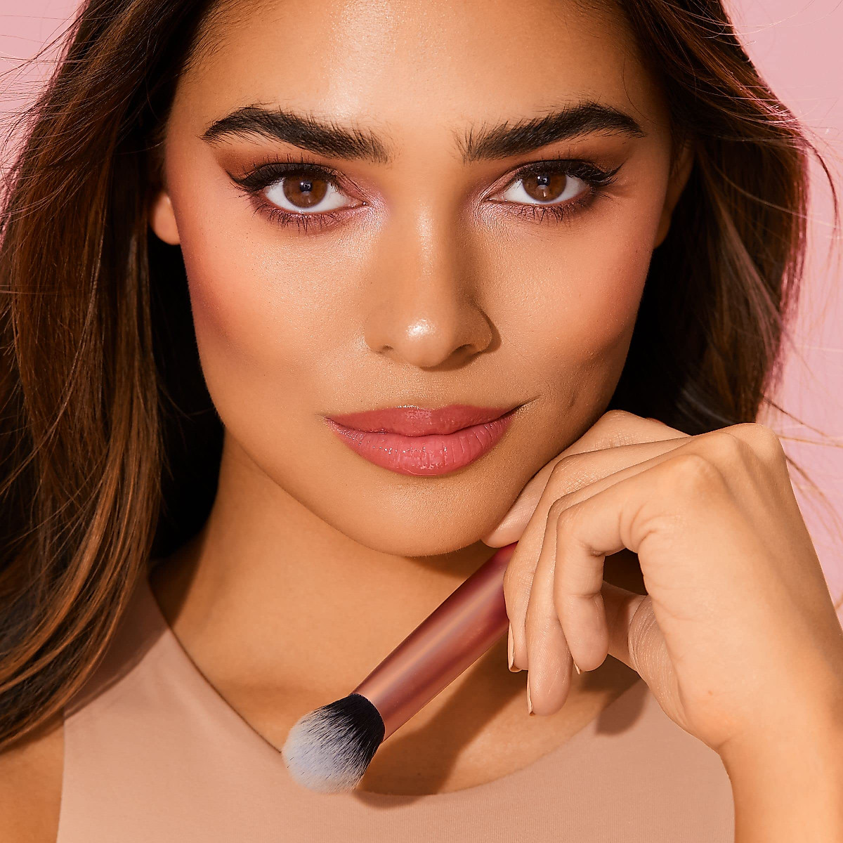 Real Techniques Expert Face Professional Foundation Makeup Brush for Even Streak Free Application, Dense Bristles For Buffing, Orange, 1 Count