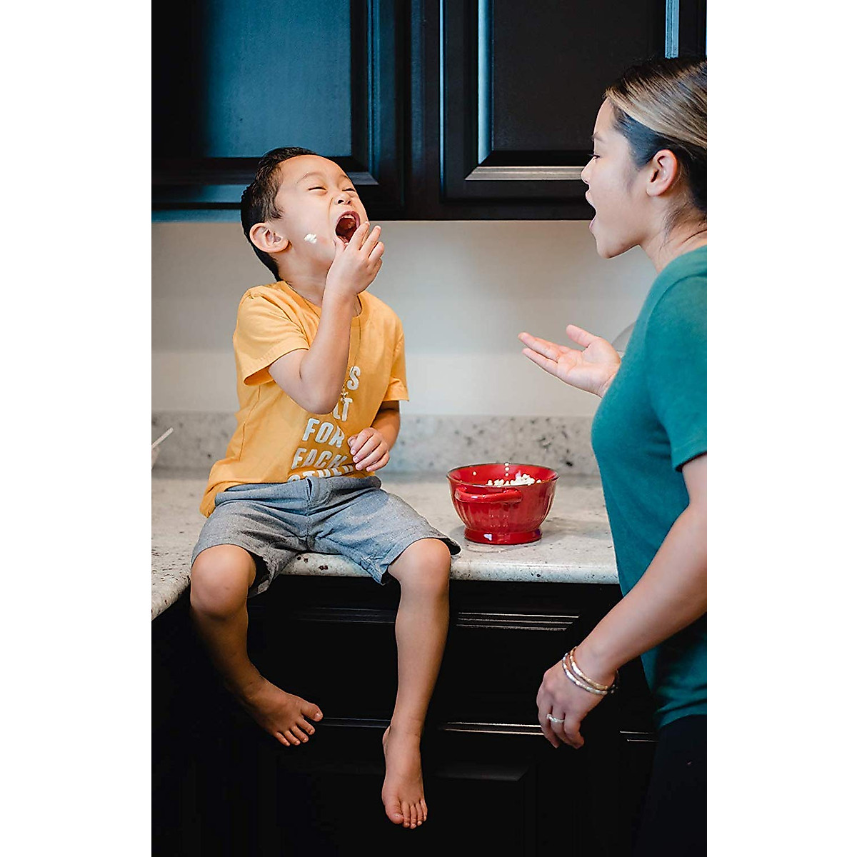 Amish Country Popcorn | 2 lb Burlap Bag | Medium Yellow Popcorn Kernels | Old Fashioned, Non-GMO and Gluten Free (Medium Yellow - 2 lb Burlap)
