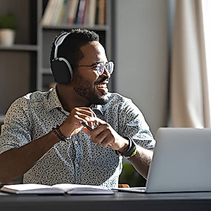 kwmobile Silicone Covers Compatible with Apple AirPods Max (Set of 2) - Ear Cups Cover Case - Black