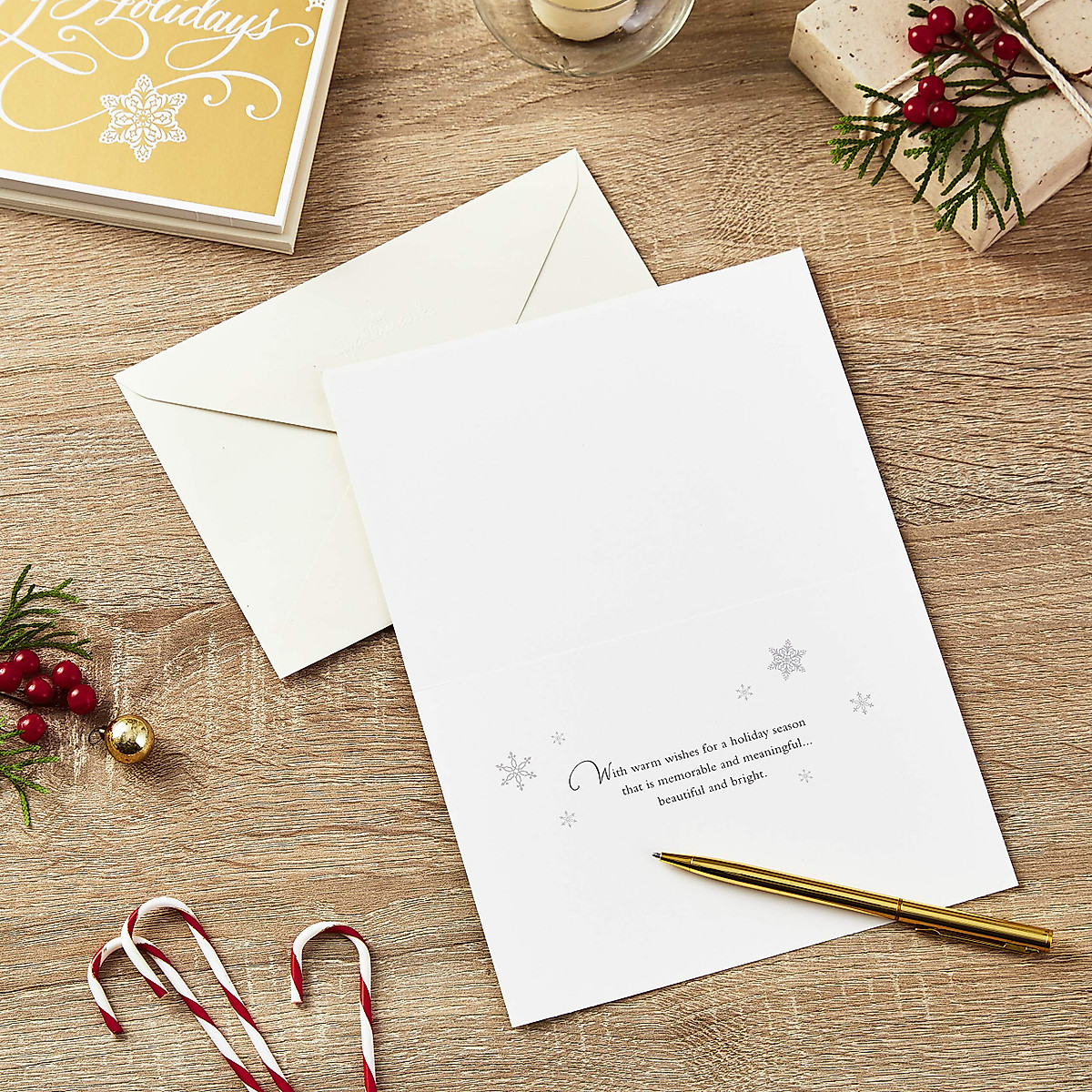 Hallmark Boxed Holiday Cards, Gold Happy Holidays (16 Cards and 17 Envelopes)