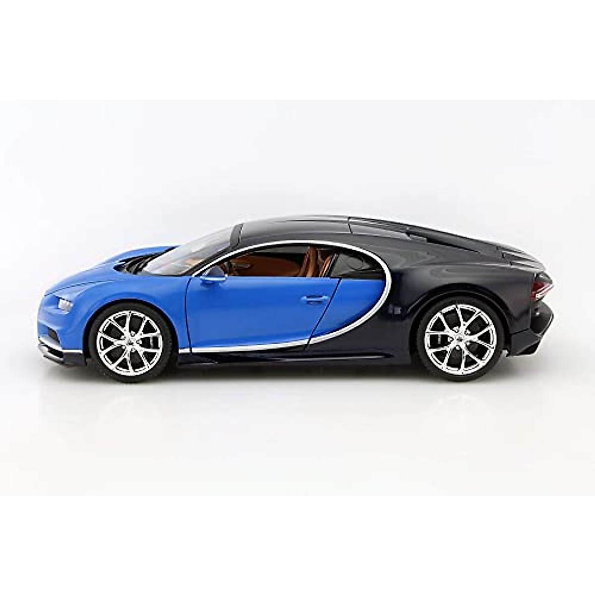 1:18 Bugatti Chiron (Colors May Vary)