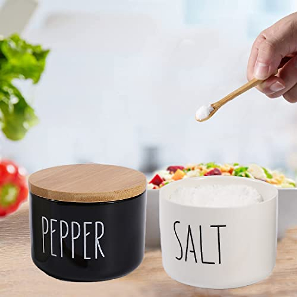 VICUKIE Farmhouse Salt And Pepper Bowls,Stacked Ceramic Salt Cellar With Bamboo Lid, Salt Container With Lid And Spoon, Modern Farmhouse Kitchen Decor, Salt Box, Spice Box(BLACK AND WHITE)