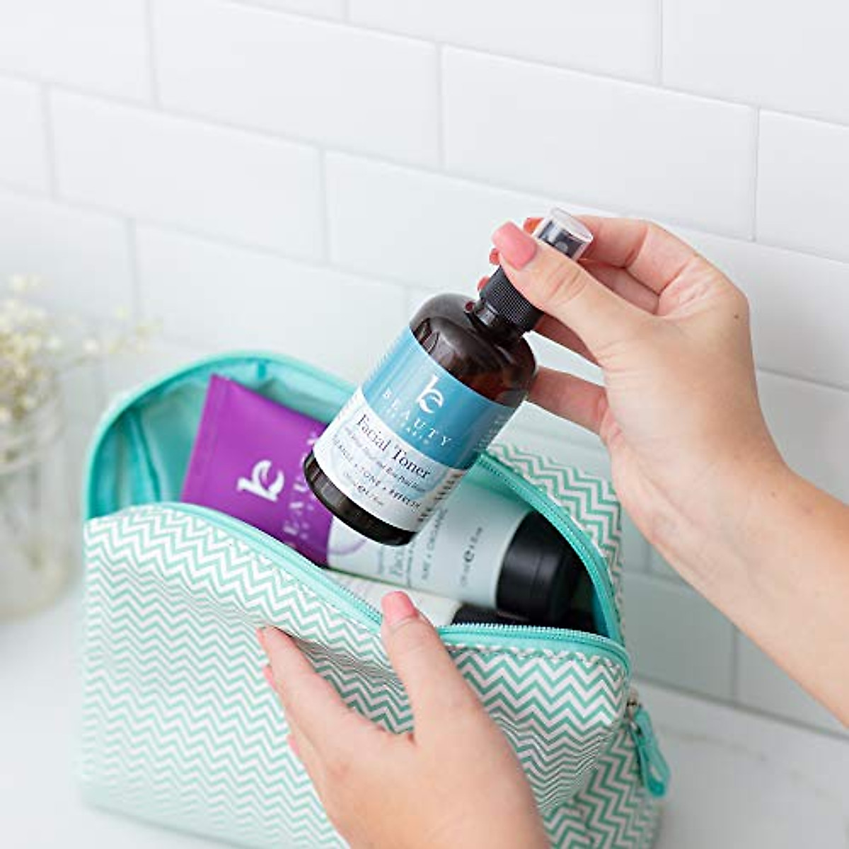 Facial Toner with Organic and Natural Witch Hazel Rose Water Astringent - Best Hydrating and Clarifying Face Spray for Daily Use, No Alcohol or Oil, Skin Cleansing for Men and Women, 4oz