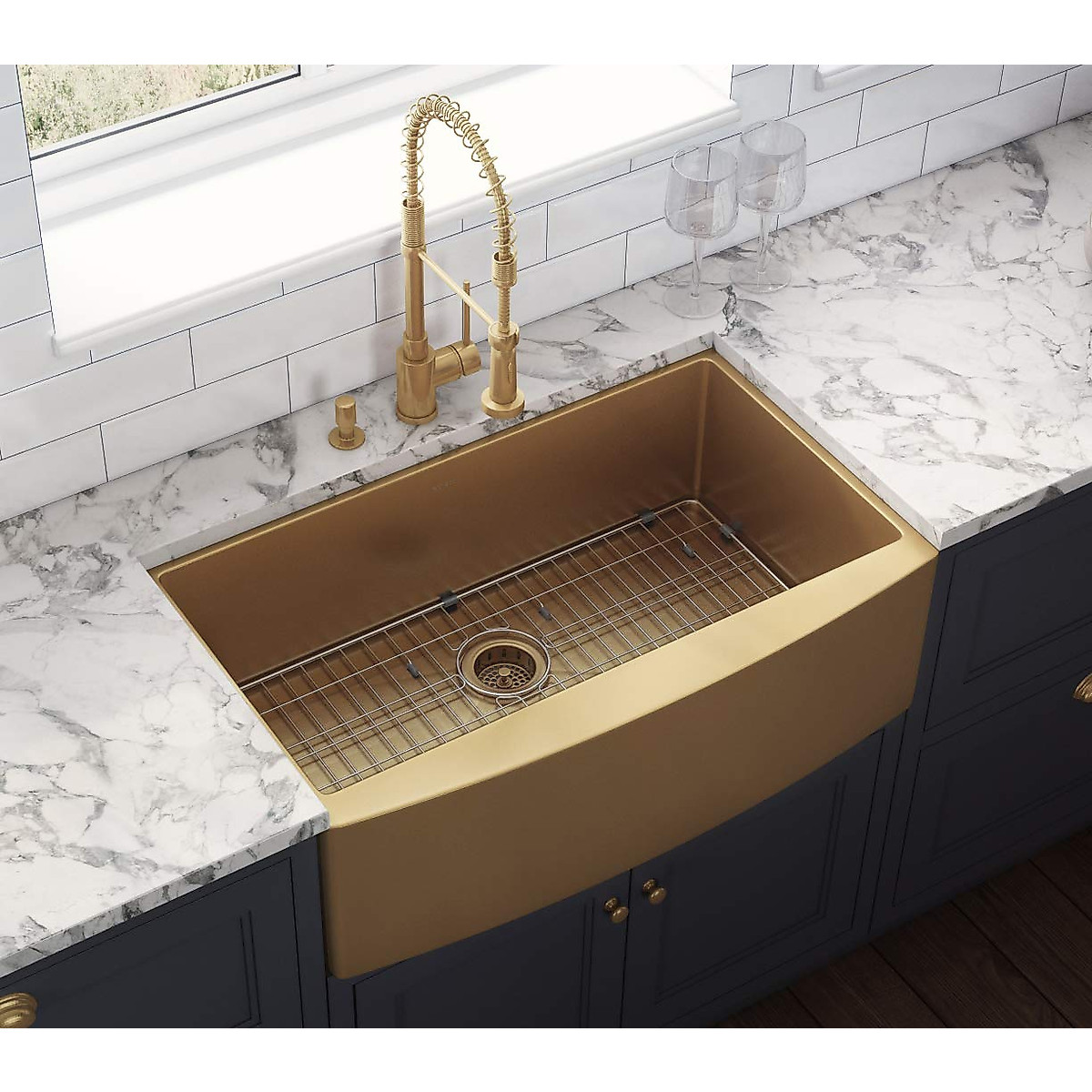 Ruvati Brass Tone 33-inch Apron-Front Farmhouse Kitchen Sink - Matte Gold Stainless Steel Single Bowl - RVH9733GG
