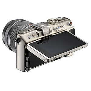 Olympus Mirrorless SLR E-PL6 with M Zuiko Digital 14-42mm Lens (Silver) - International Version