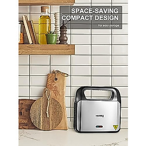 Reemix 3-in-1 Waffle, Grill & Sandwich Maker, Panini Press Grill and Waffle Iron Set with Removable Non-Stick Plates, Perfect for Cooking Grilled Cheese, Tuna Melts, Burgers, Steaks and Snacks, Black (3 in1 Sandwich Maker With Plastic Handle)