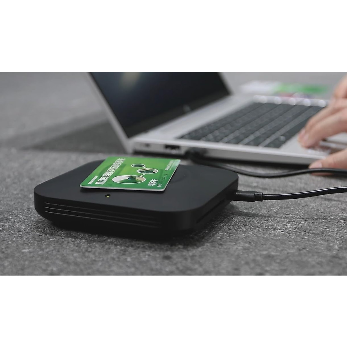 Chainway R1 Tabletop RFID Reader/Writer, UHF Tag and NFC Access Card Encoder, Impinj E310, Class 1 Gen 2, EPC - UHF - HF - NFC - RFID, Multi-Protocol RFID Encoding Device