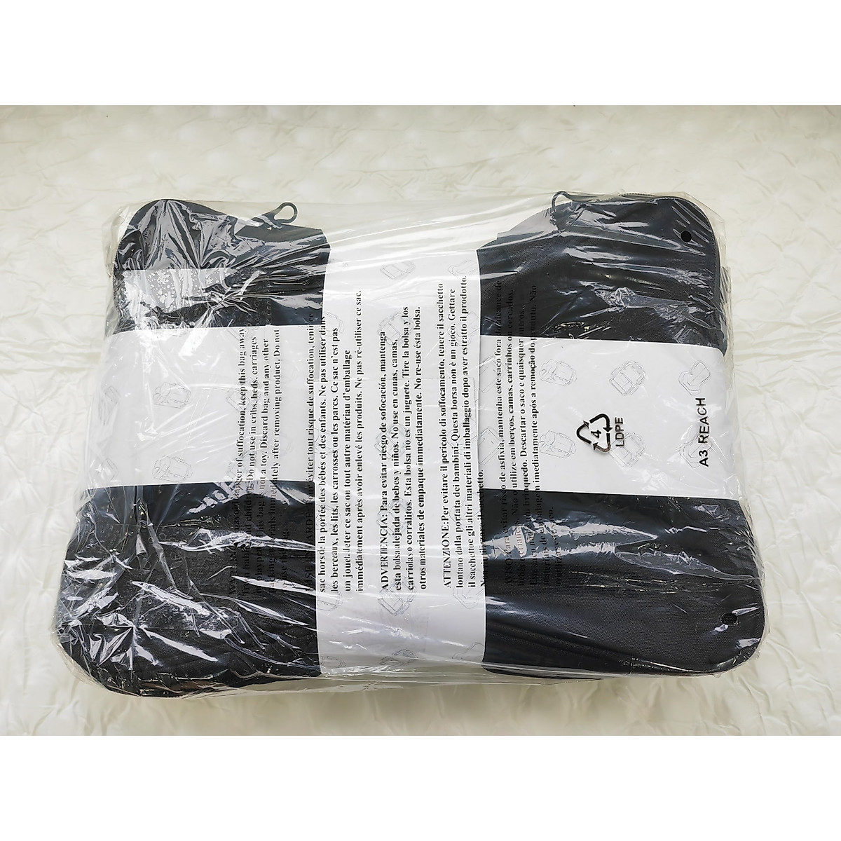 KROSER Laptop Bag Premium Laptop Briefcase Fits Up to 17.3 Inch Laptop Expandable Water-Repellent Shoulder Messenger Bag Computer Bag for Travel/Business/School/Men/Women-Black