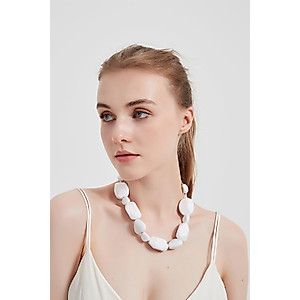 Giuesytic White Beaded Rock Bone Pebble Choker Classic Statement Necklace Halloween Costumes for Women Cosplay Accessories Carnival Accessory Jewelry