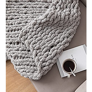 Chunky Knit Blanket Soft Chenille Yarn Knitted Throw Blanket 50"X60" Handmade Cable Warm Thick Giant Blanket for Couch Bed Trips (Light Grey, Throw 50"X60")