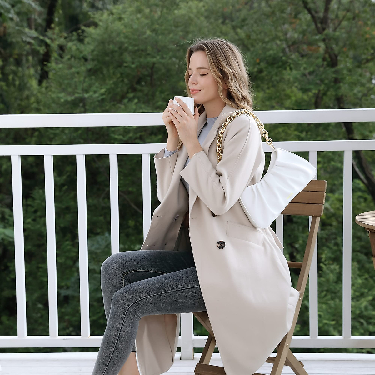 JOLLQUE Shoulder Bag for Women,Small Leather Dumpling Bags Handbag Purse,Gold Chain Evening Clutch Purses with Heavy Aluminum Metal Chain(White)