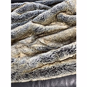Eikei Luxury Faux Fur Throw Blanket Super Soft Oversized Thick Warm Afghan Reversible to Plush Velvet in Tan Grey Wolf, Cream Mink or Blush Chinchilla, Machine Washable (Timberwolf, X-Long)