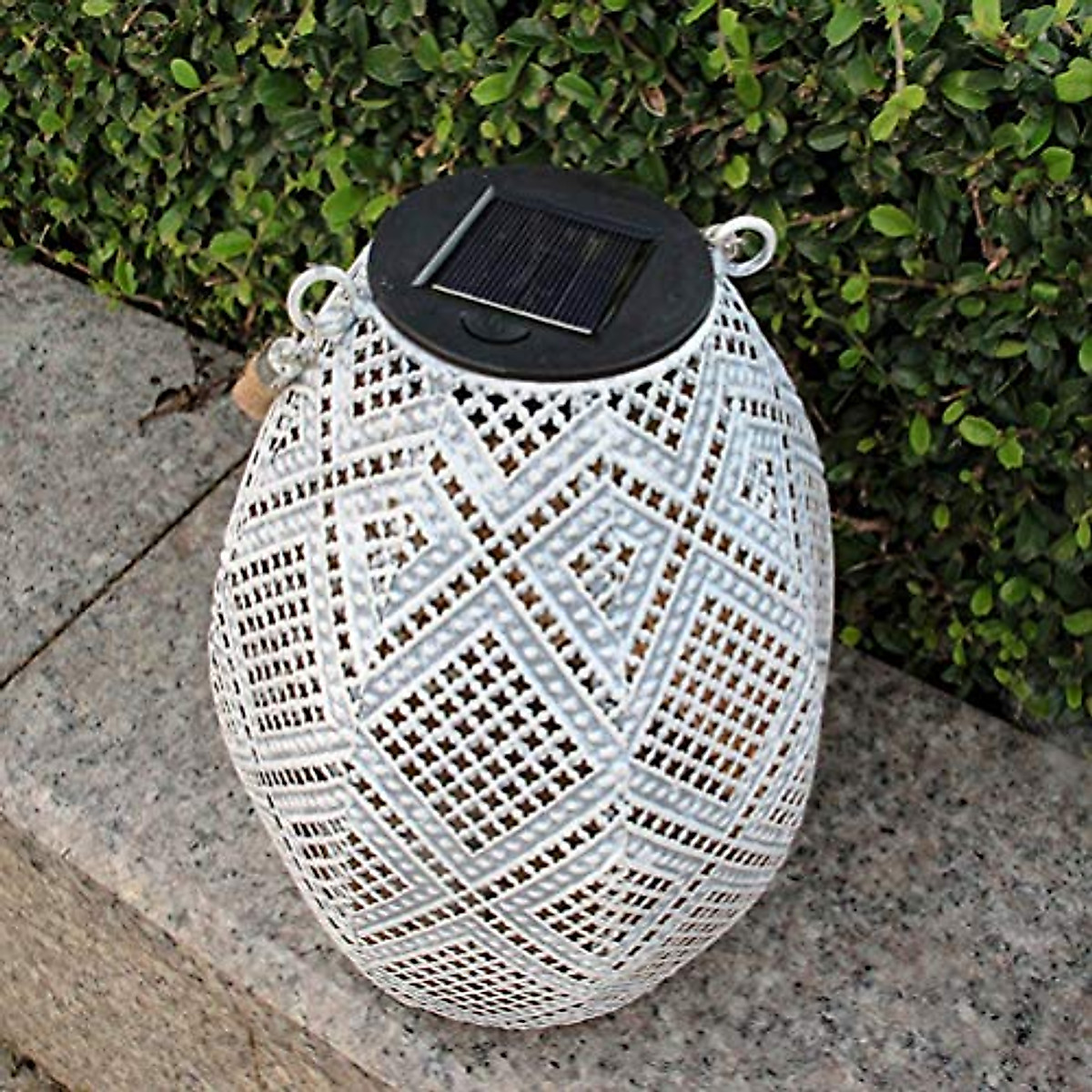 Outdoor Lantern Solar Lamp Solar Powered Patio Lights Courtyard Light Decorative Hanging Light Garden Landscape Light Lamp for Home House Outdoor Pendant Light